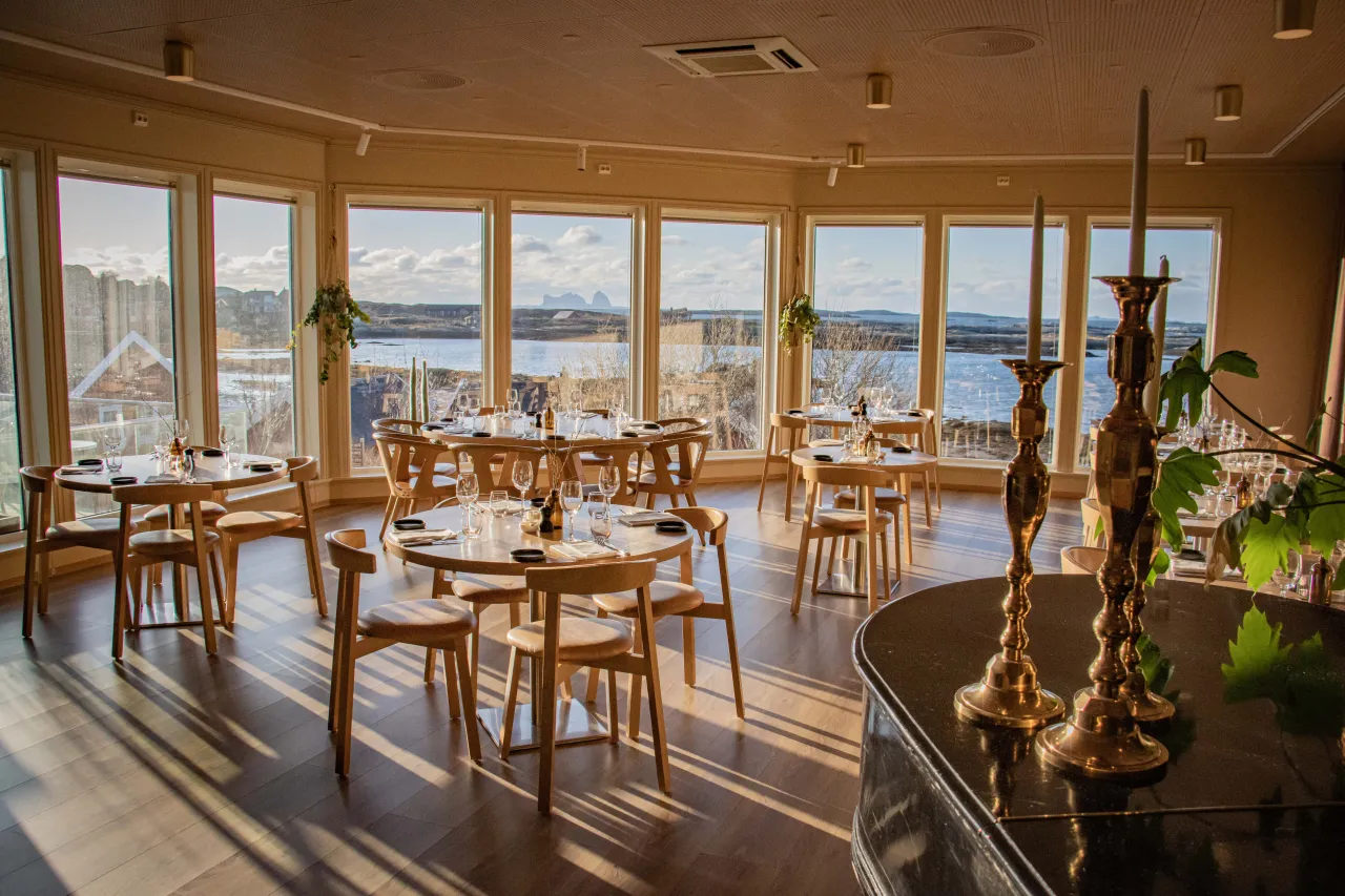 Lovund Hotell - Mat & Drikke | Lovund Hotell